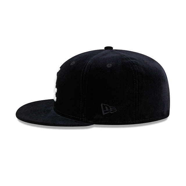 New Era Chicago White Sox Velvet 59FIFTY Fitted Hat