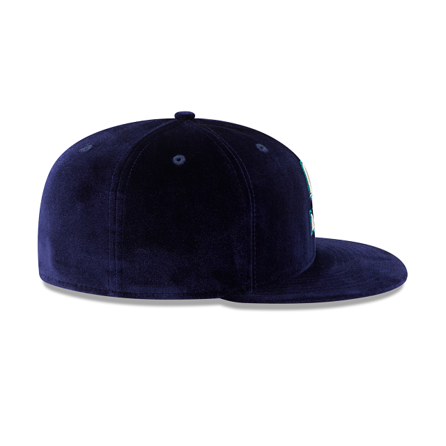New Era Seattle Mariners Velvet 59FIFTY Fitted Hat