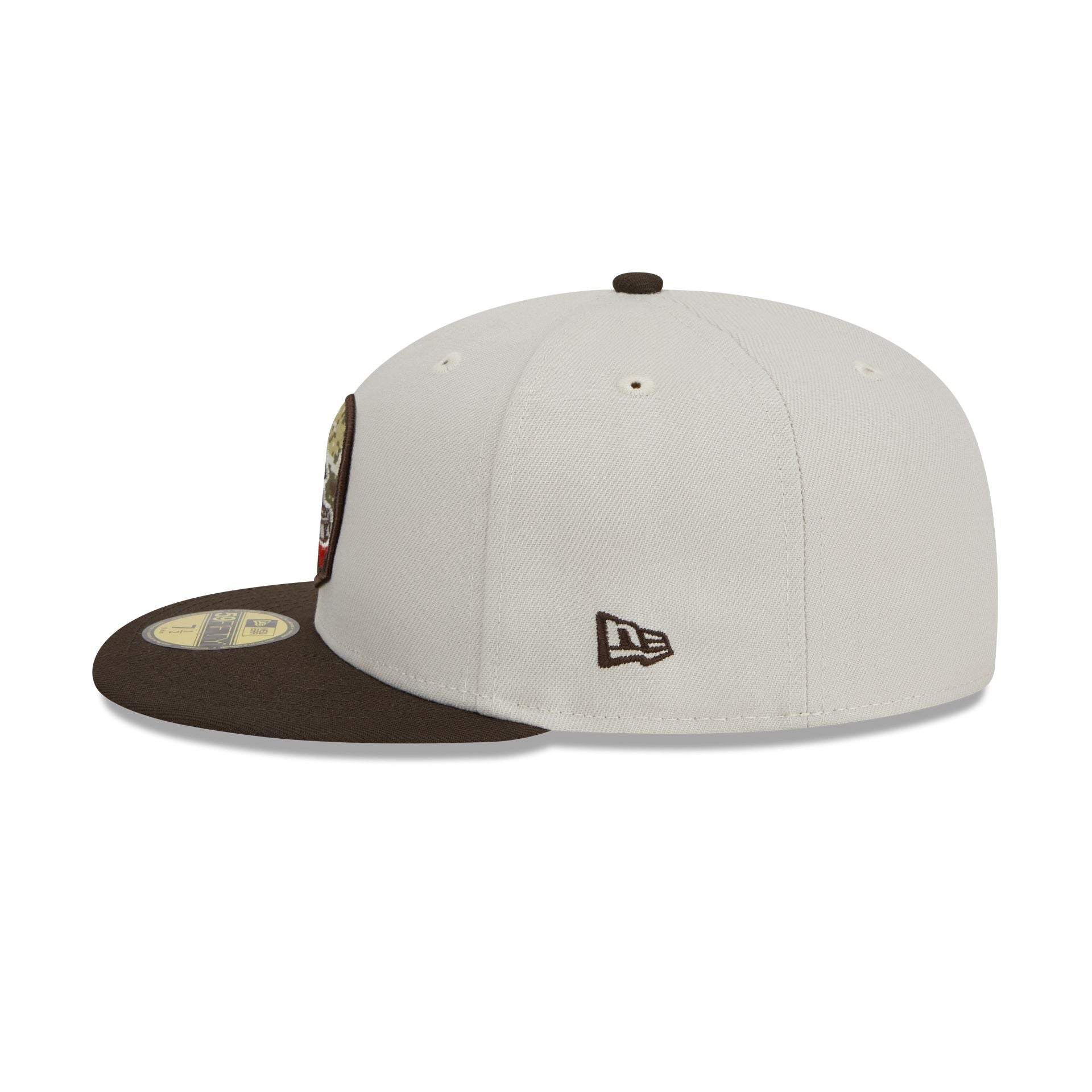 New Era Cleveland Browns 2023 Salute to Service 59FIFTY Fitted Hat