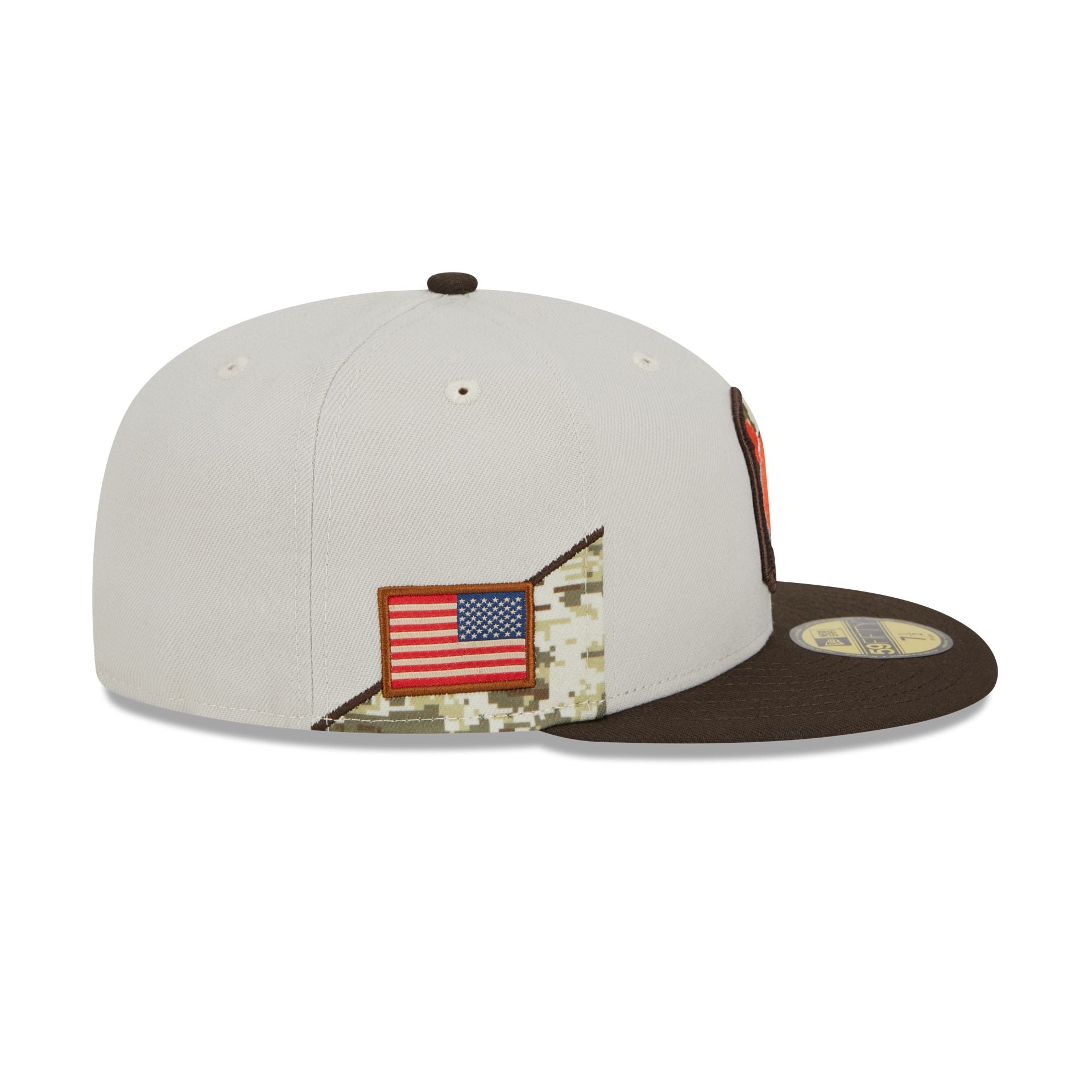 New Era Cleveland Browns 2023 Salute to Service 59FIFTY Fitted Hat