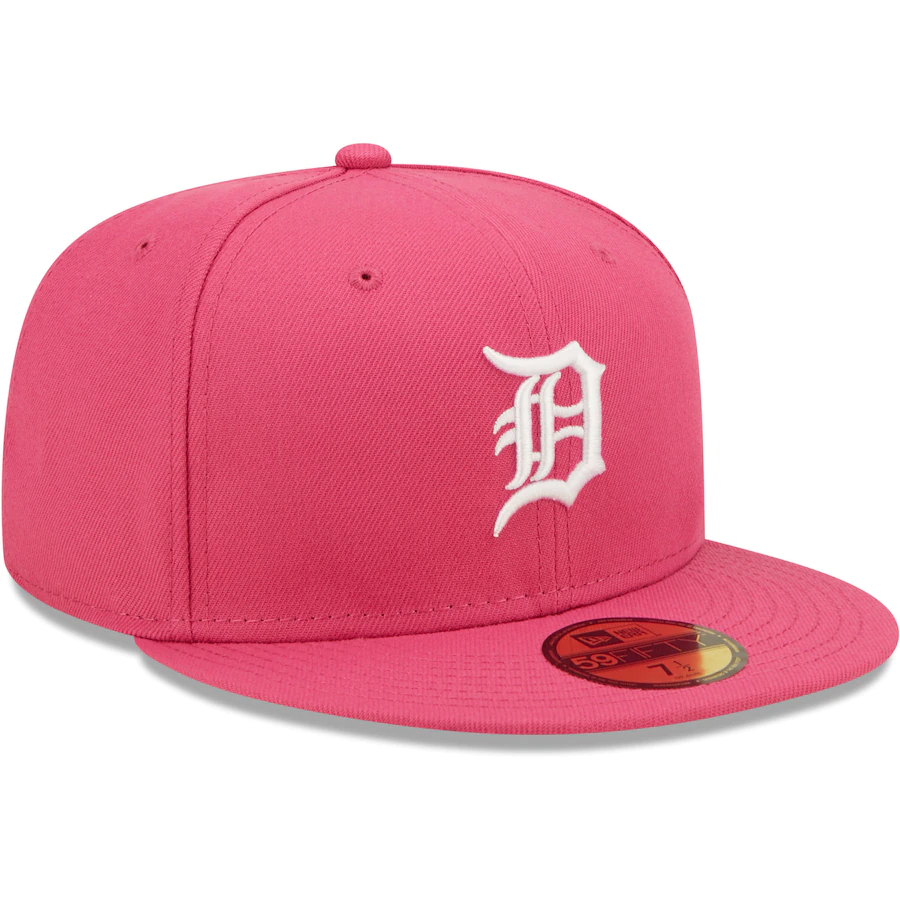New Era Detroit Tigers Hot Pink 59FIFTY Fitted Hat