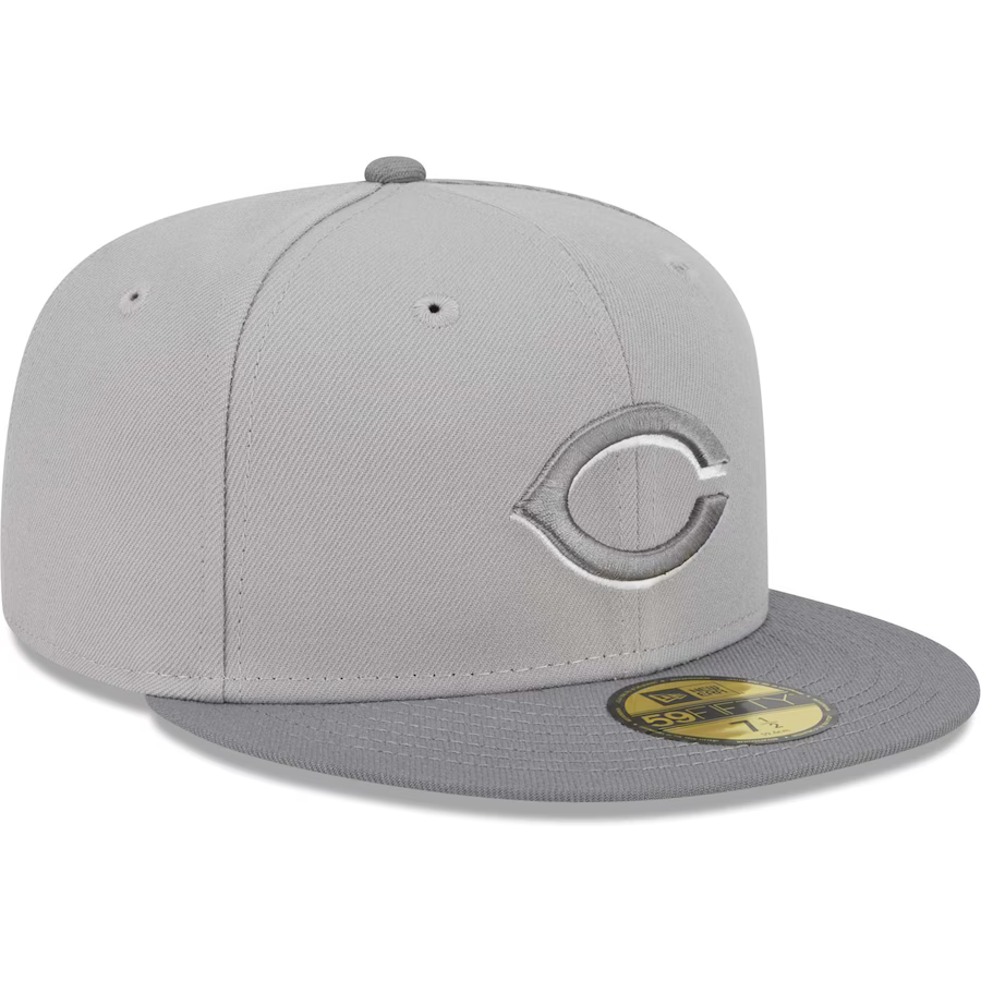 New Era Cincinnati Reds Gray Green Undervisor 2023 59FIFTY Fitted Hat
