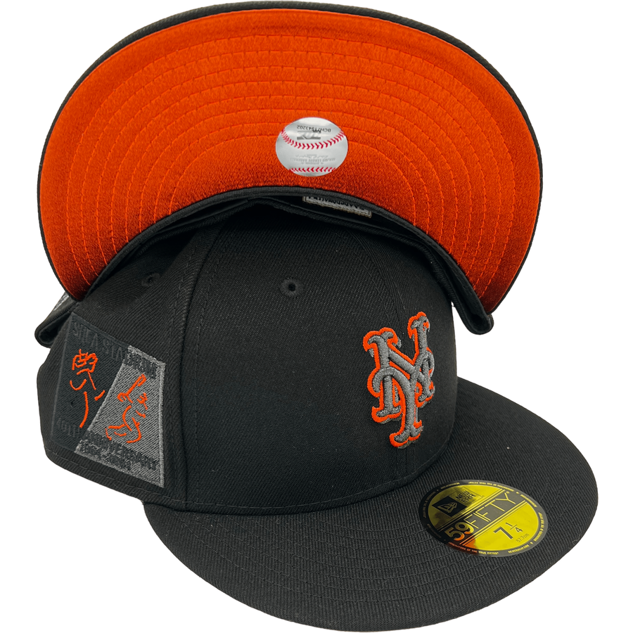 New Era New York Mets Black Metallic Side Patch 59FIFTY Fitted Hat