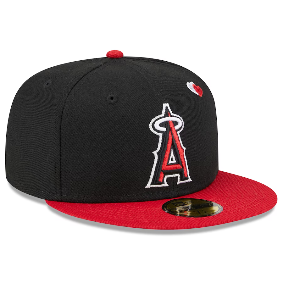 New Era Los Angeles Angels Black/Red Hearts 2023 59FIFTY Fitted Hat