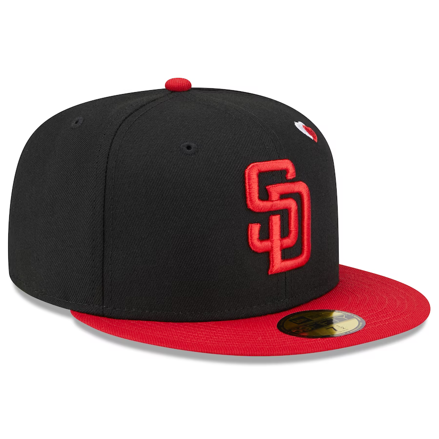 New Era San Diego Padres Black/Red Hearts 2023 59FIFTY Fitted Hat
